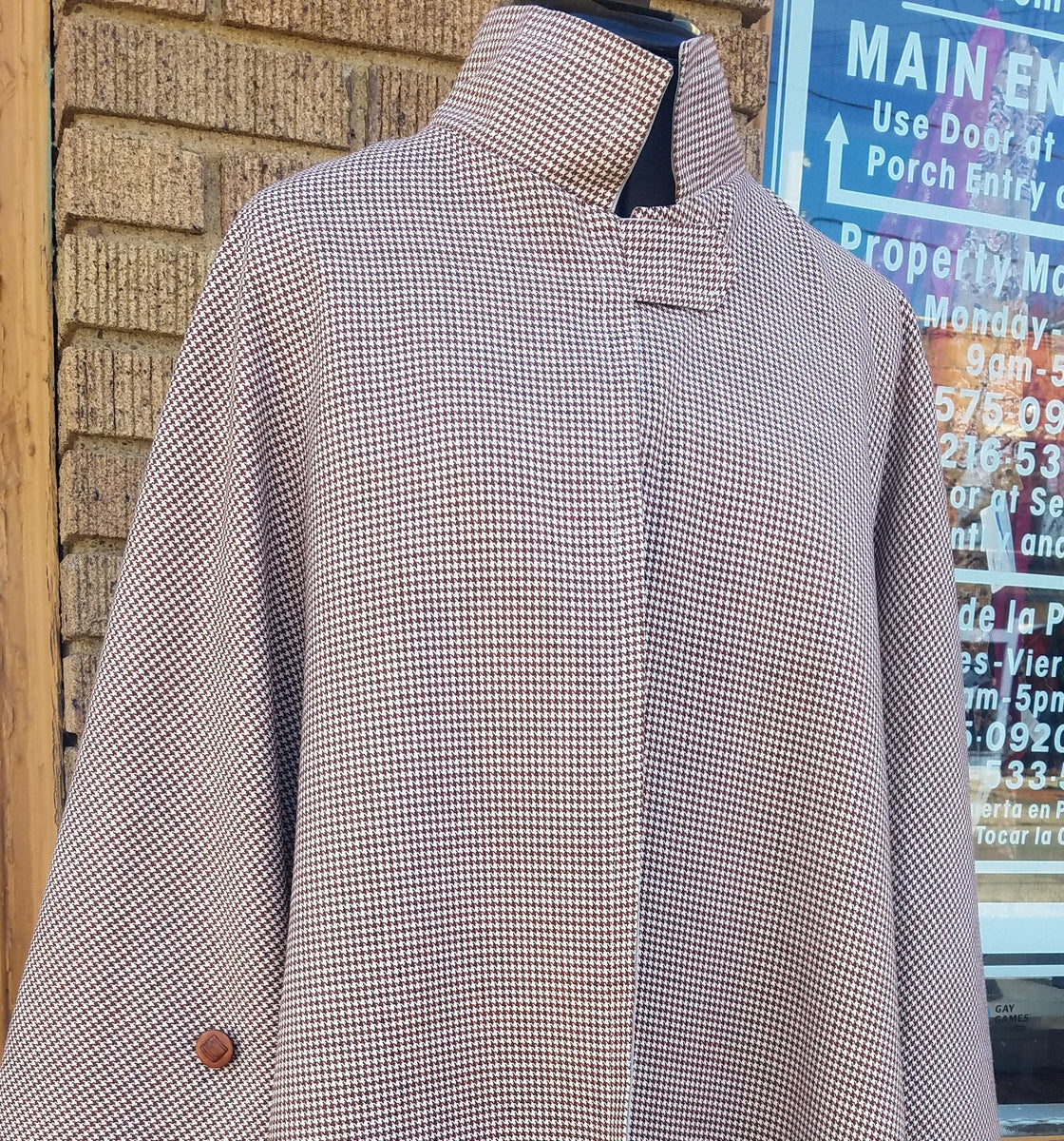 Classic Style Cape – Tidal Cool